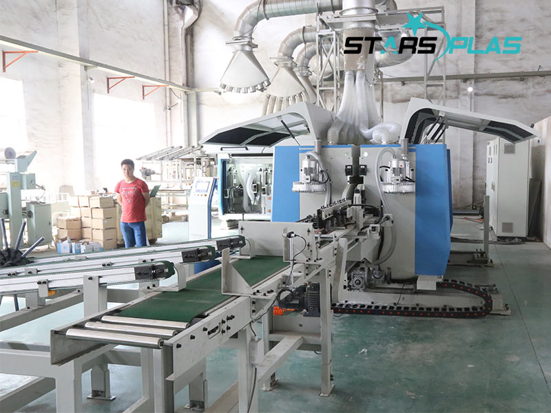 SPC floor grooving production line | StarsPlas automation solution.